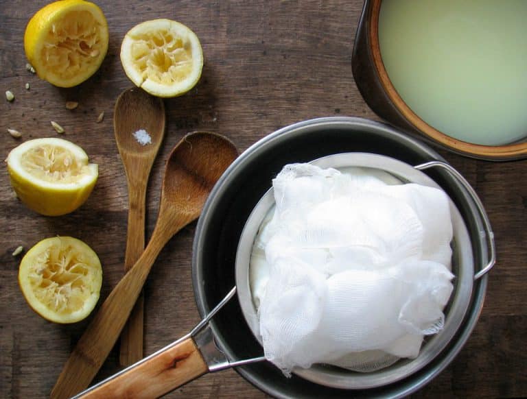Mascarpone: how to make at home, what to eat, recipes, price