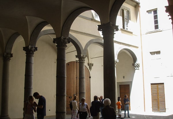 Palazzo Rucellai in Florence: architect Leon Battista Alberti, early ...